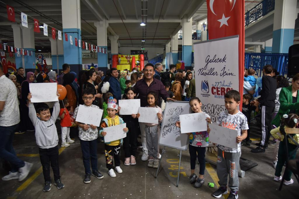 YUNUSEMRELİ ÇOCUKLAR DOYASIYA EĞLENDİ - T.C. Yunusemre Belediyesi YUNUSEMRELİ ÇOCUKLAR DOYASIYA EĞLENDİ - T.C. Yunusemre Belediyesi
